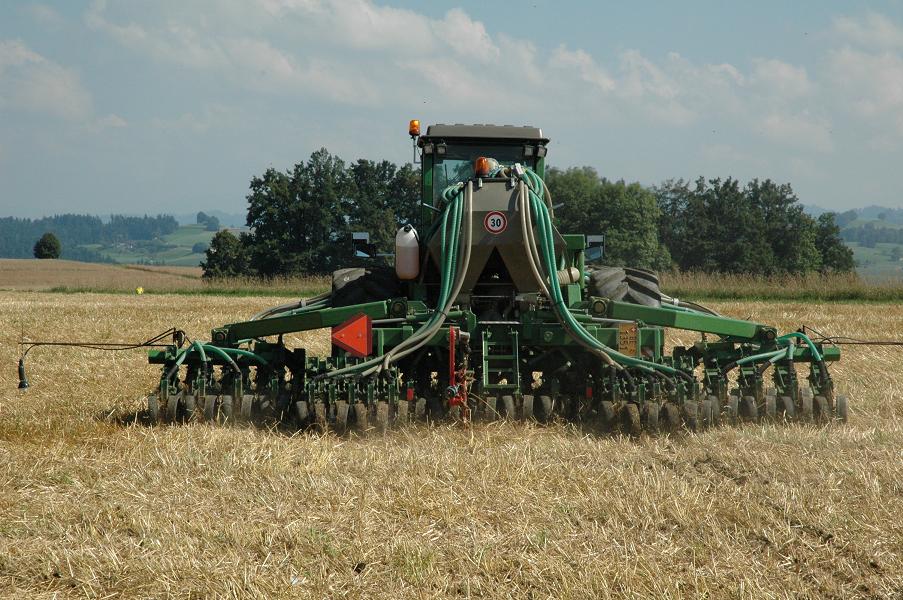 Säen im Oberaargau. Direktsaat mit Migamo oder konventionell mit der ...